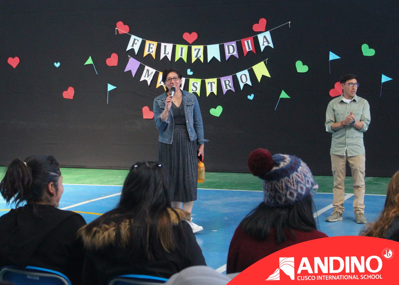 Gracias Por Enseñarme Con El Corazón Feliz Día Maestro Blog De Andino